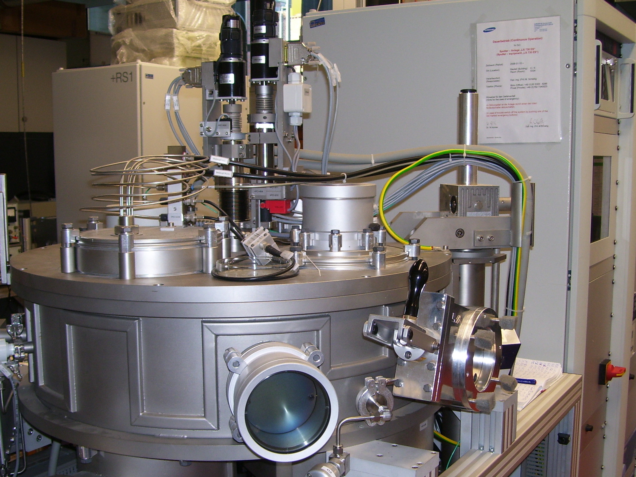 Sputteranlage "Von Ardenne LS 730 ES" - Die Vielfalt der fachlichen ...